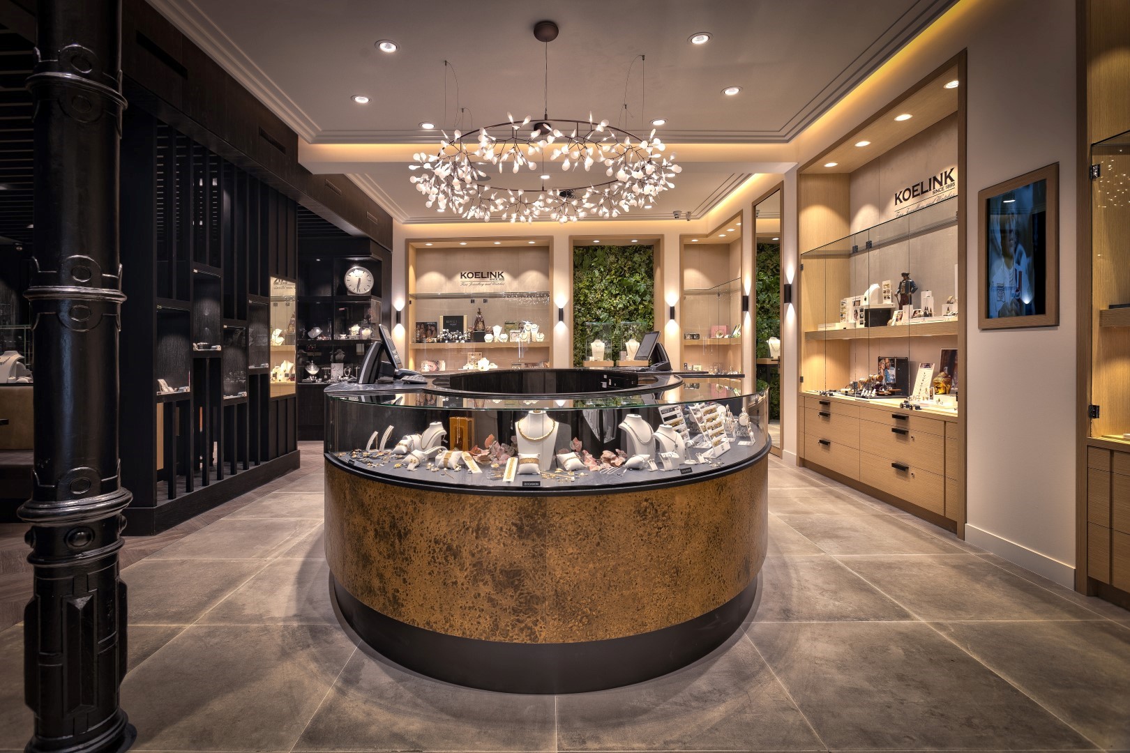 Jeweler store design & interior | WSB Shopfitting